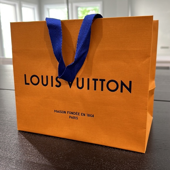 Louis Vuitton | Bags | Louis Vuitton Signature Color Shopping Bag ...